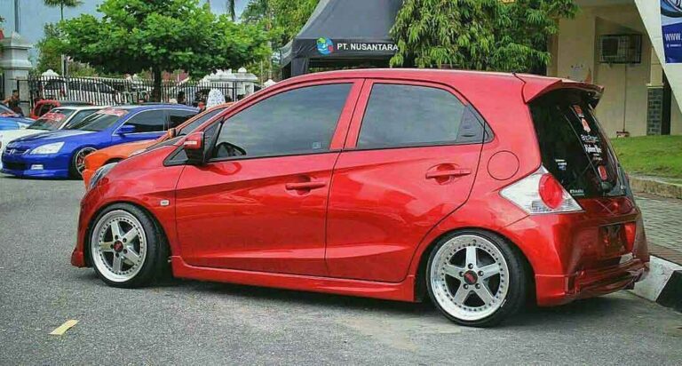 Modifikasi Honda Brio: Ada Yang Habis 500 Juta (20+ Gambar)